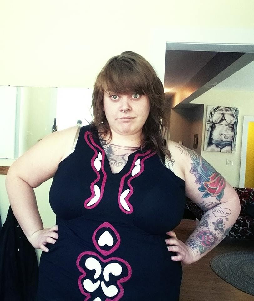 27 Plus Size Women Show Off Their Arms Because Being Sleeveless Isn't ...
