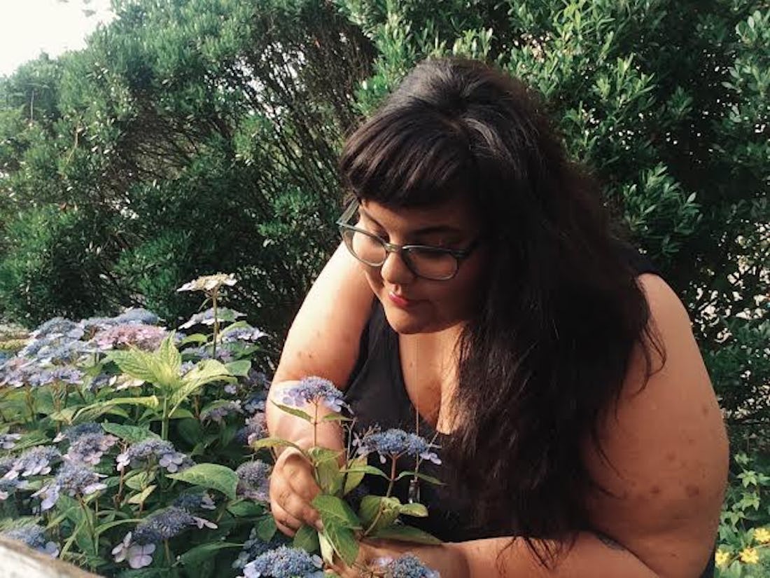 27 Plus Size Women Show Off Their Arms Because Being Sleeveless Isn't ...