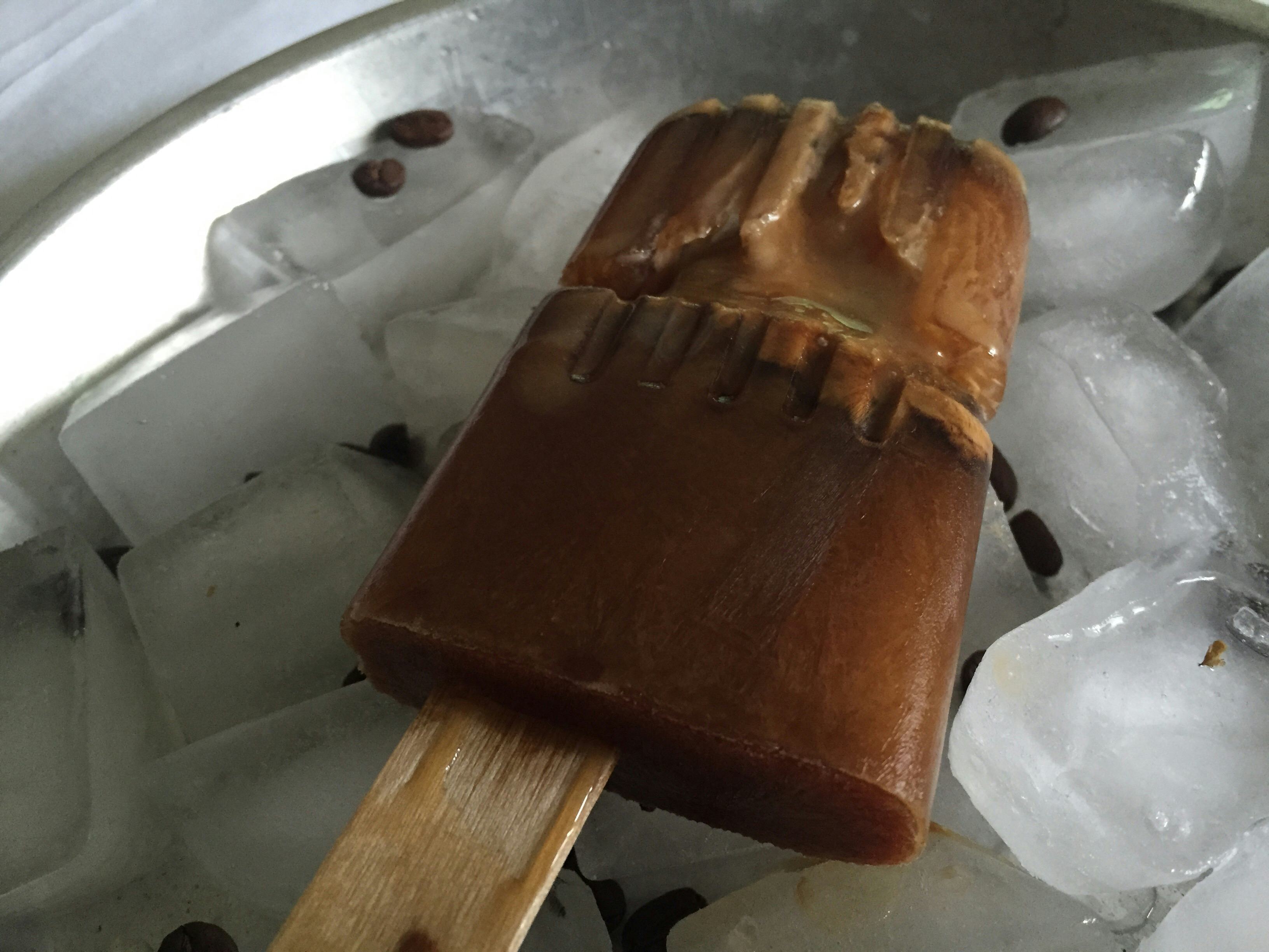 How To Make Iced Coffee Popsicles That Are The Perfect Pick-Me-Up For ...