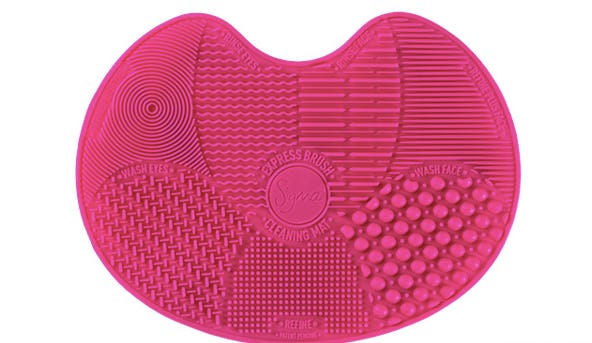 9 Weird Beauty Tools You Should Have In Your Makeup Bag, Even If You've ...