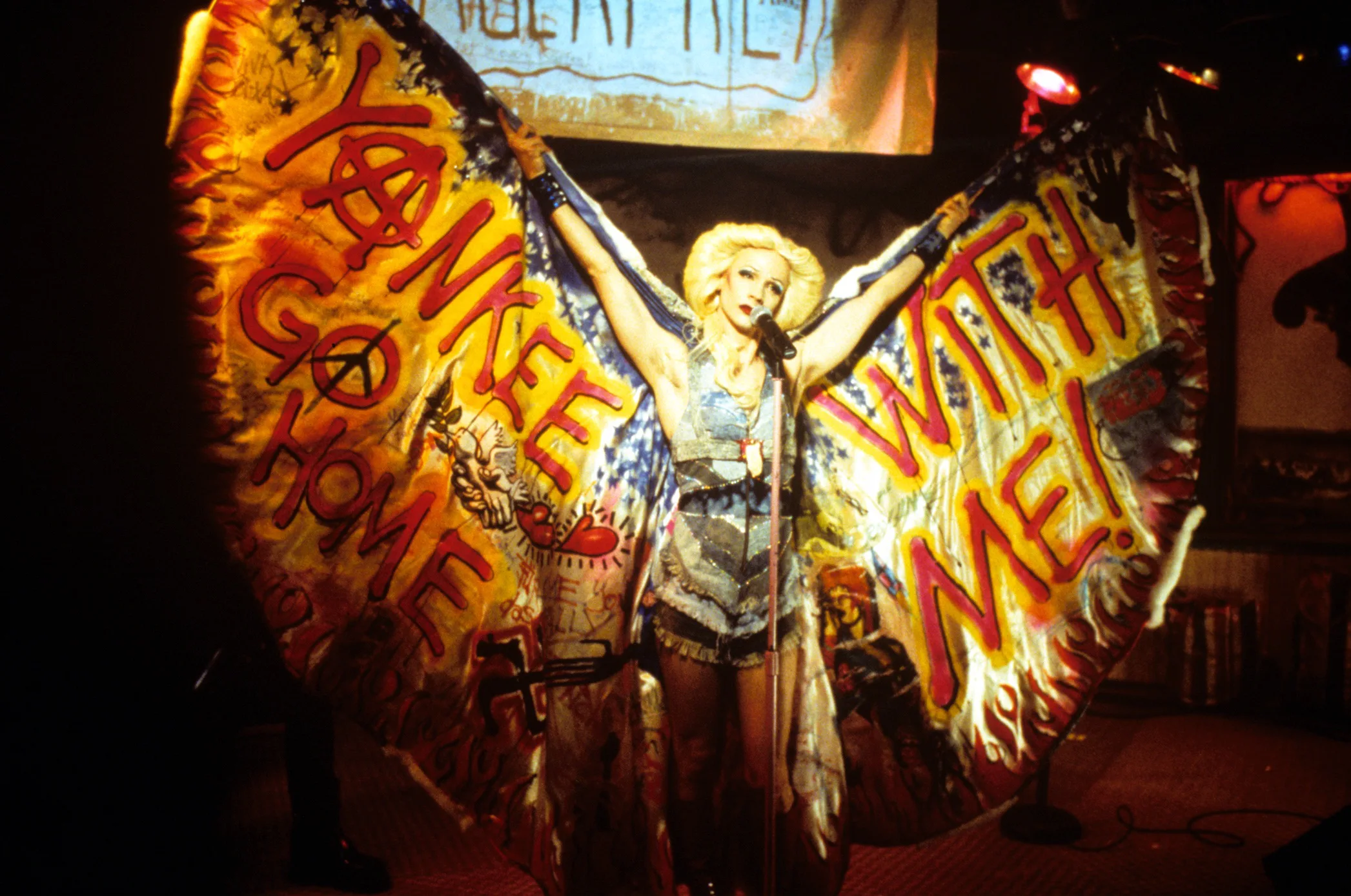 7 Reasons People Become So Obsessed With 'Hedwig And The Angry Inch'