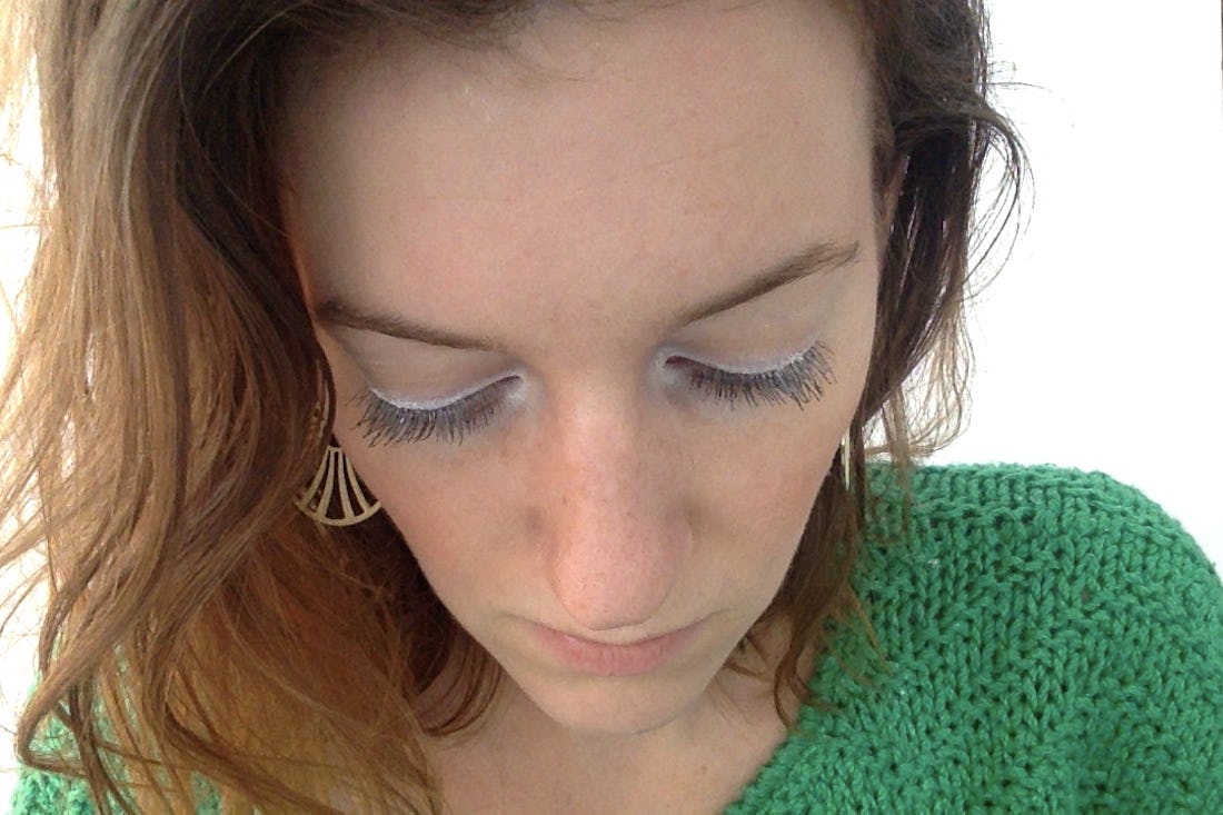 DIY Mod-Inspired 1960s Eyelashes. Alternate Title: "Tell Me I'm Twiggy."