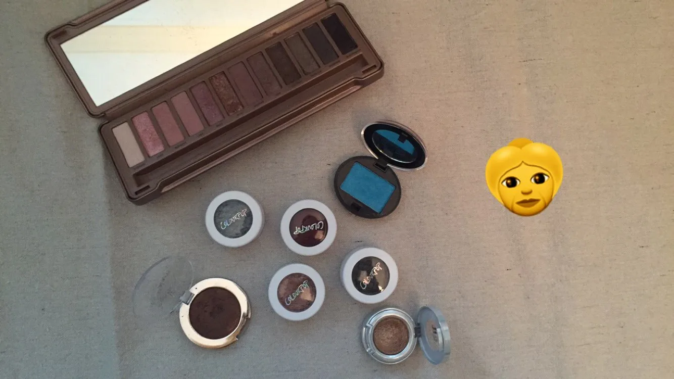 43 Things People Obsessed With Makeup Likely Understand, From Swatching ...