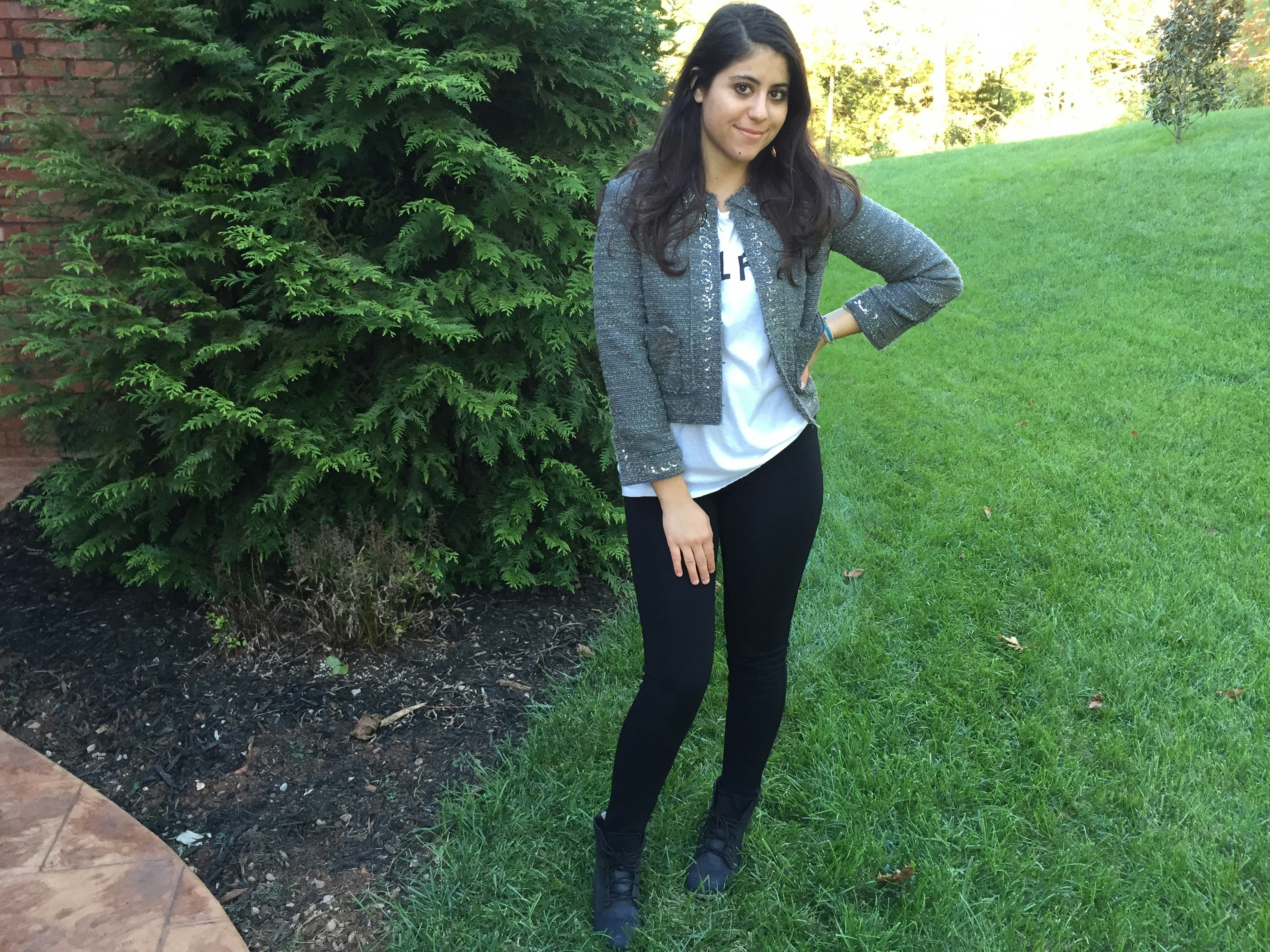 9 Ways To Make Non-Professional Attire Perfect For The Office — PHOTOS