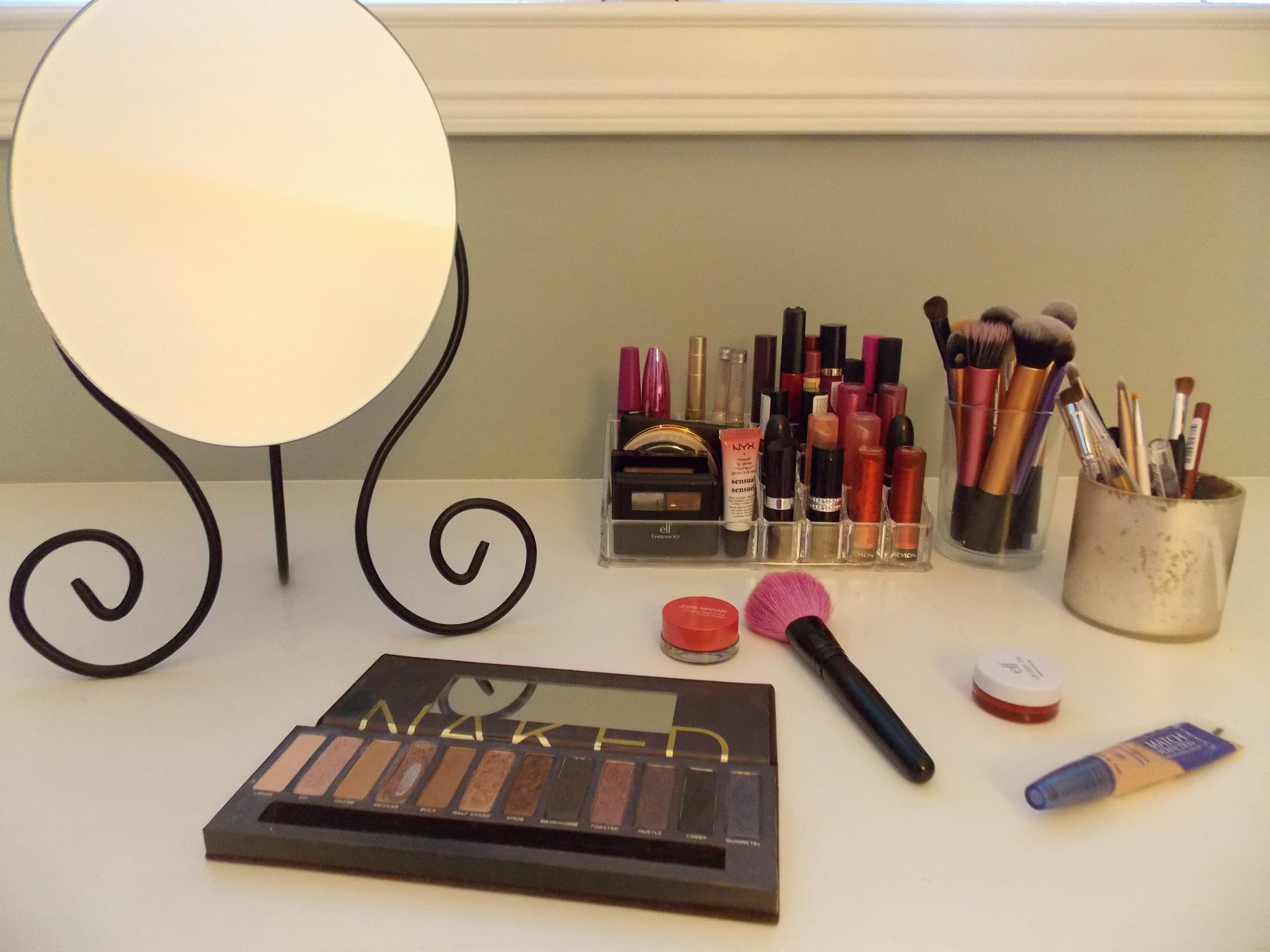 7 Tips For Organizing Your Vanity — Because In The Morning, The ...