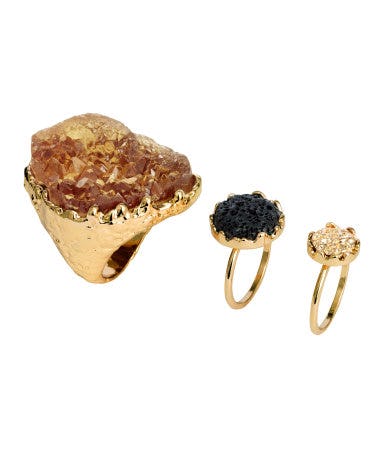 Miranda Lambert Covers 'Cosmopolitan' In Flawless LBD, Looks Confident ...