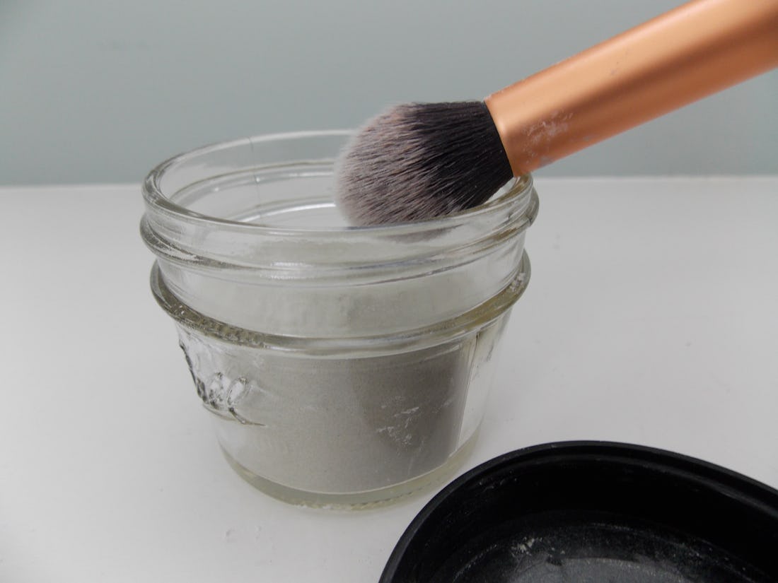 DIY Recipe For Translucent Mineral Blotting Powder: What Two Organic ...