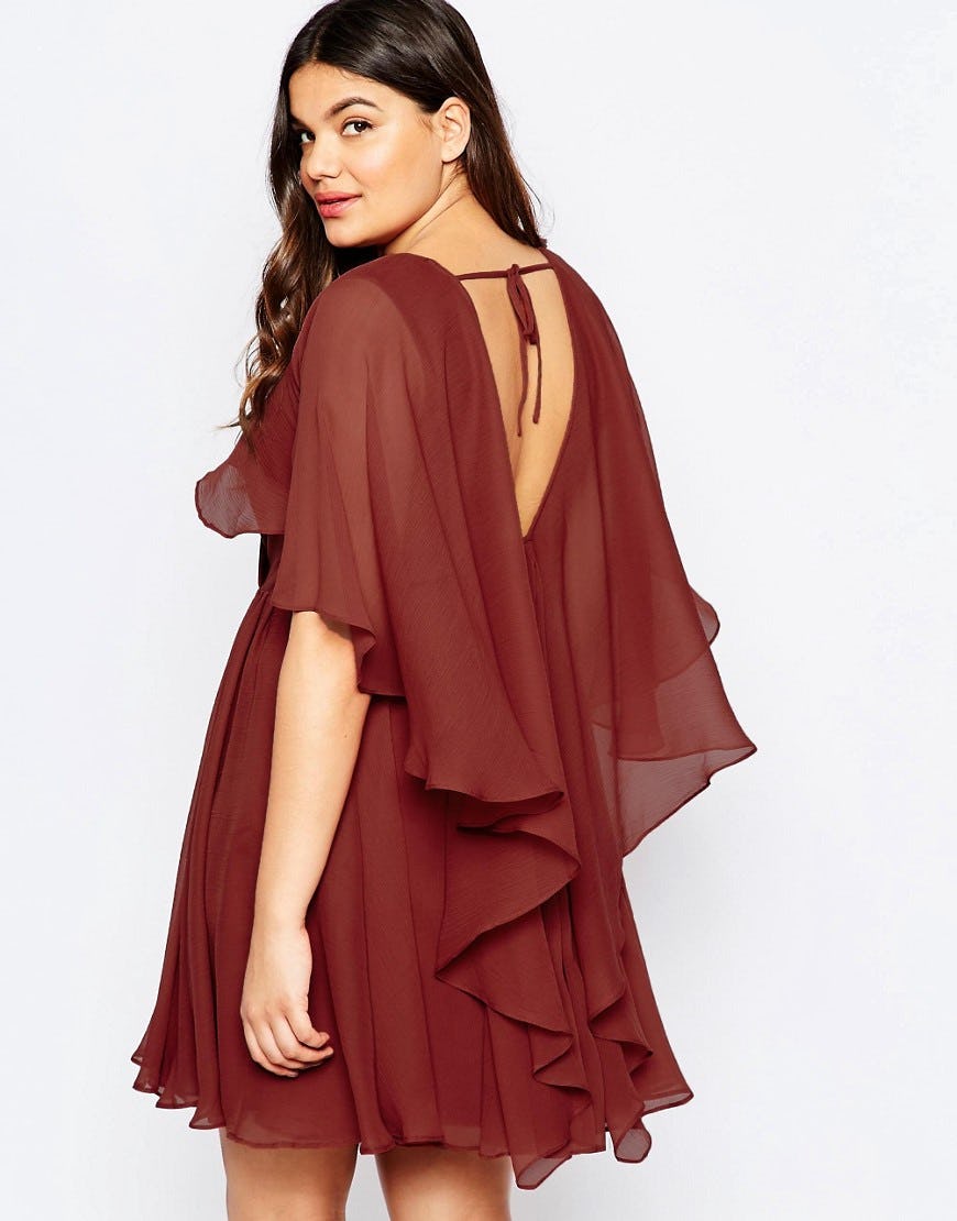 13 Cape Dresses To Fulfill Your Every 'Game Of Thrones' Fantasy — PHOTOS