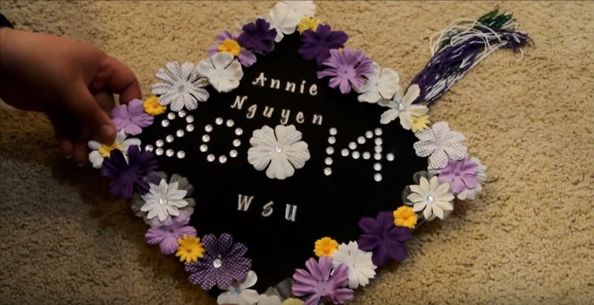 11 Flower Graduation Caps You'll Want To Recreate — PHOTOS