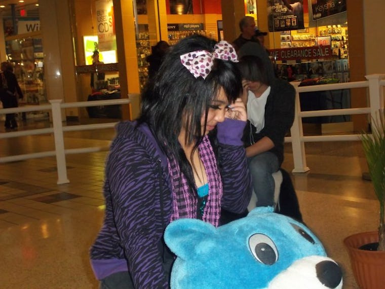 11 Ways Emo & Scene Style In The Early 2000s Were Totally Different ...