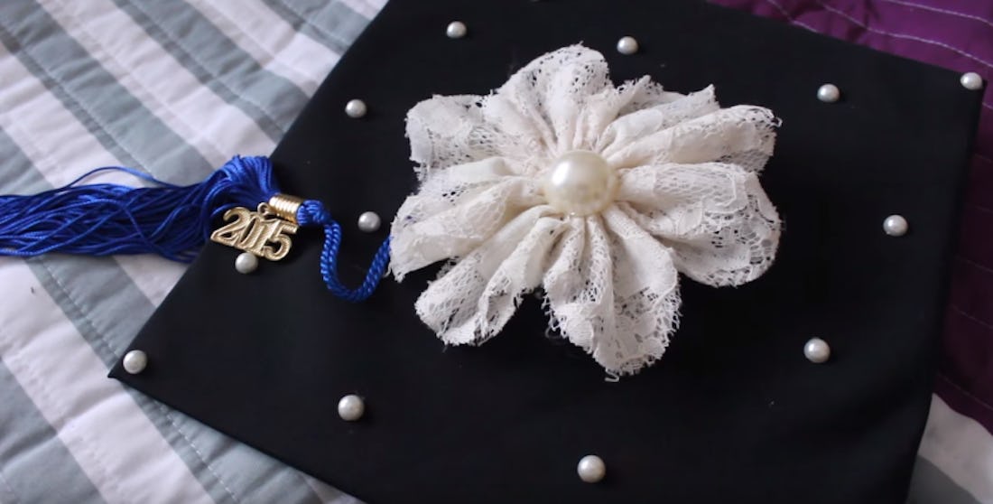 11 Flower Graduation Caps You'll Want To Recreate — PHOTOS