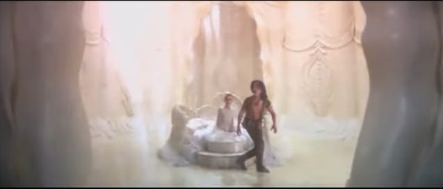 How To Dress Like The Childlike Empress From 'The NeverEnding Story ...