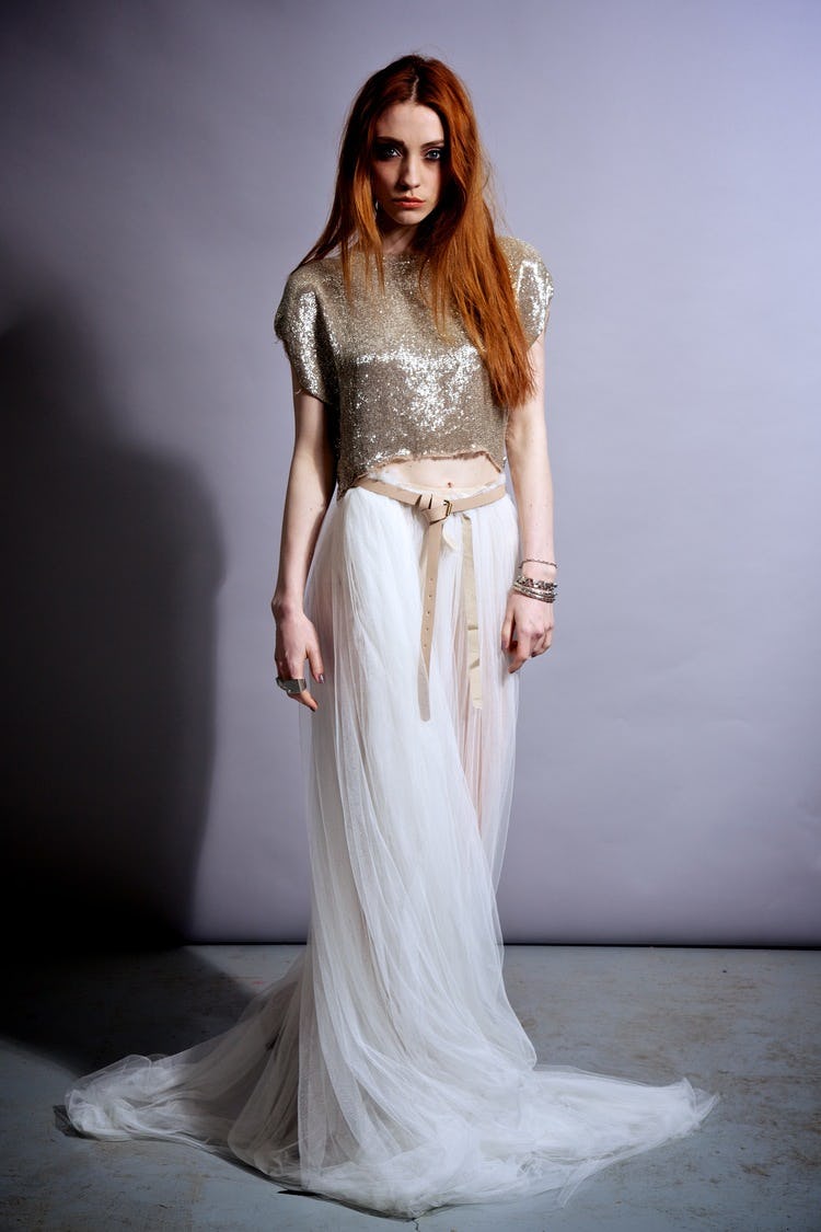 How To Dress Like The Childlike Empress From 'The NeverEnding Story ...