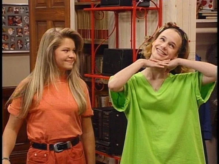9 Super '90s D.J. Tanner Outfits From 'Full House' That Were Fashion ...