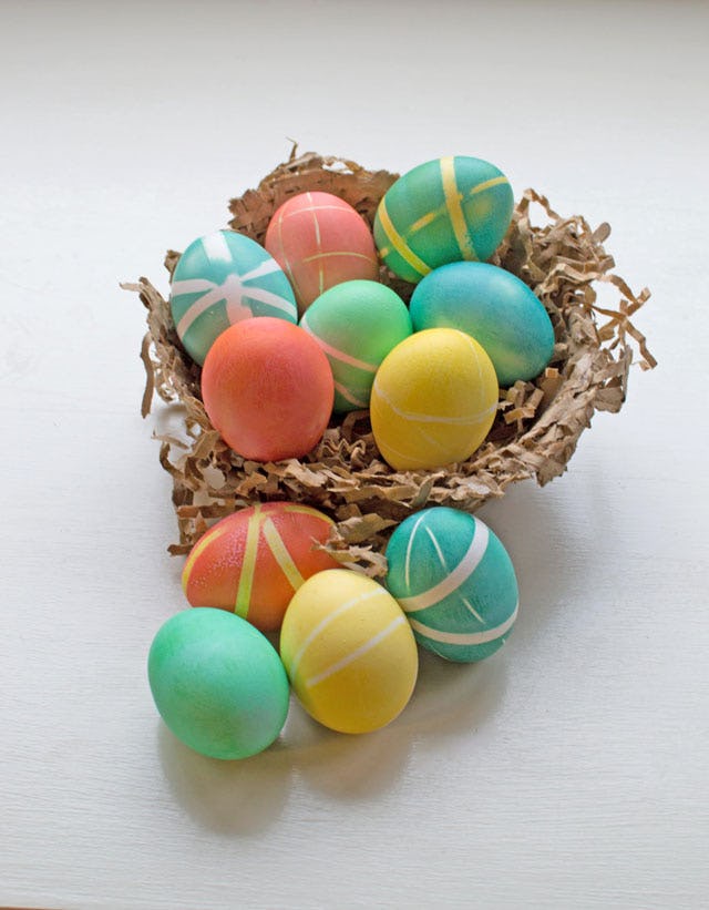 9 Easter Egg Ideas That Will Take Your Holiday Decorating Game To The ...