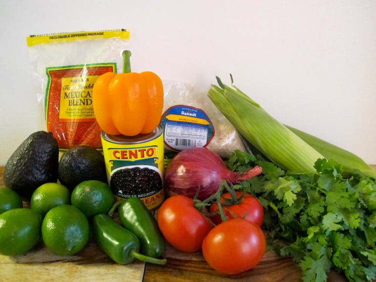 A Chipotle Burrito Bowl Recipe You Can Make At Home In 6 Easy Steps ...