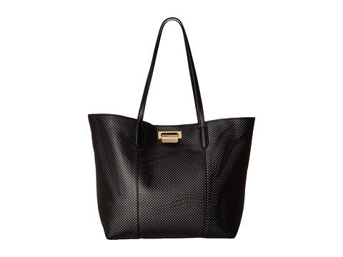 Ivanka Trump Just Introduced A Handbag That Will Change Your Tech ...