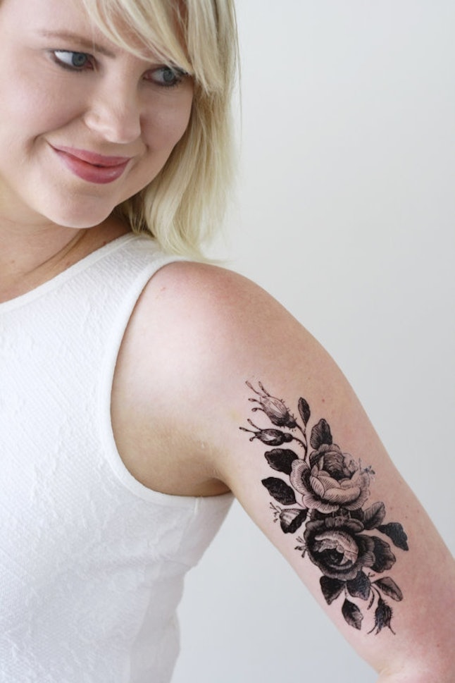 11 Cool Temporary Tattoos To Rock While Summer Is Still Around — PHOTOS