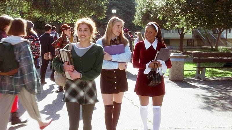 11 Things People Who Wore Uniforms In The '90s Used To Do