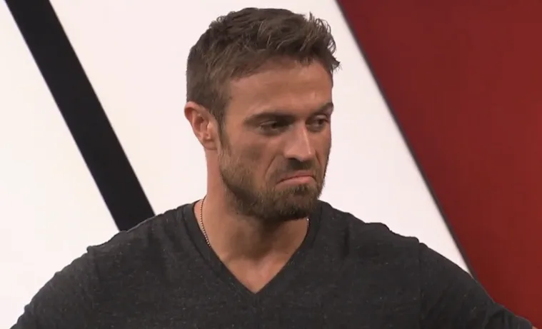 12 Reasons I Want Evan To Go Home On 'The Bachelorette'