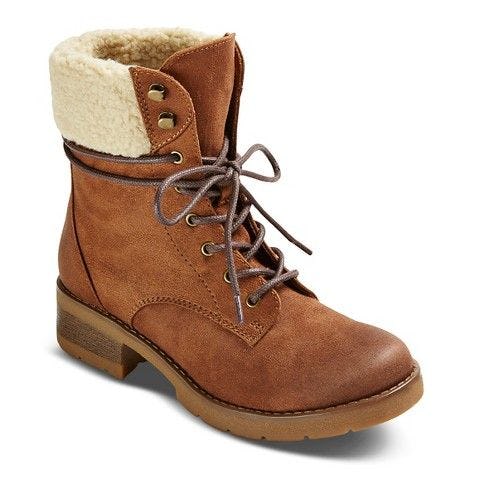 7 Boots For Cold Feet That Are Both Stylish & Warm