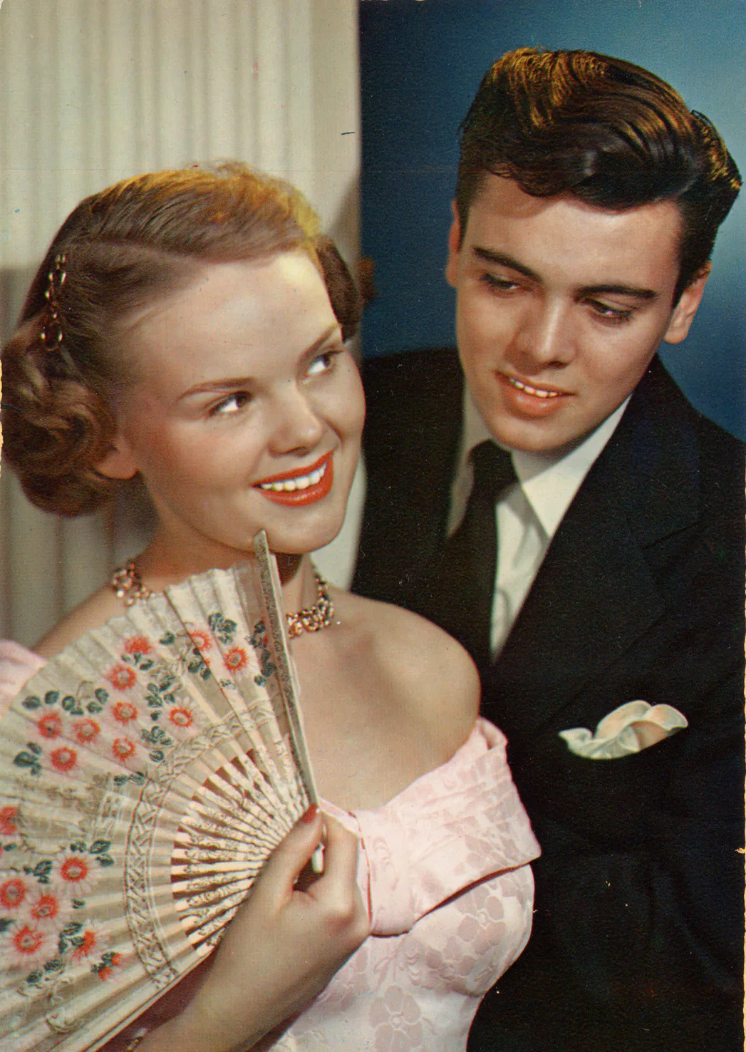 7 Awesome Vintage Prom Dresses That'll Set Your Retro-Loving Heart All ...