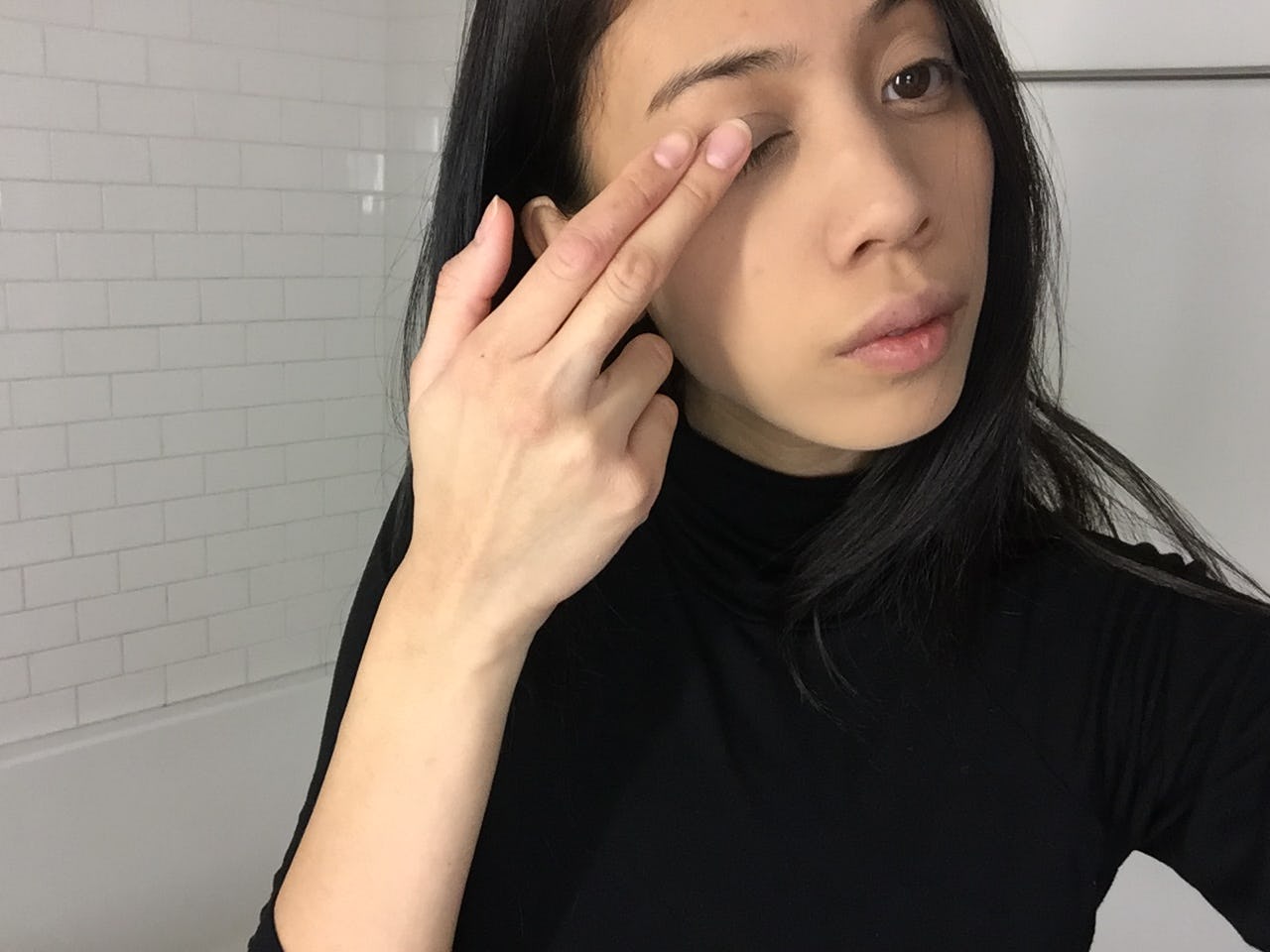 I Used My Fingers Instead Of Makeup Brushes & Here's What Happened — PHOTOS