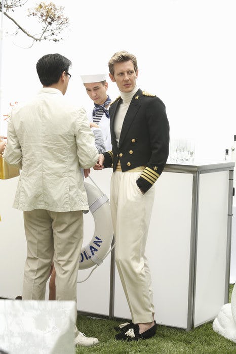 'Revenge' Reveals That Aiden Mathis Is Actually Working With Emily ...