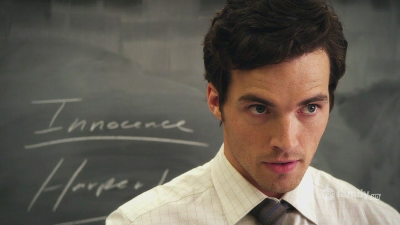 'Pretty Little Liars': Ezra's Got An "A" Theory, But Here's Everyone We ...