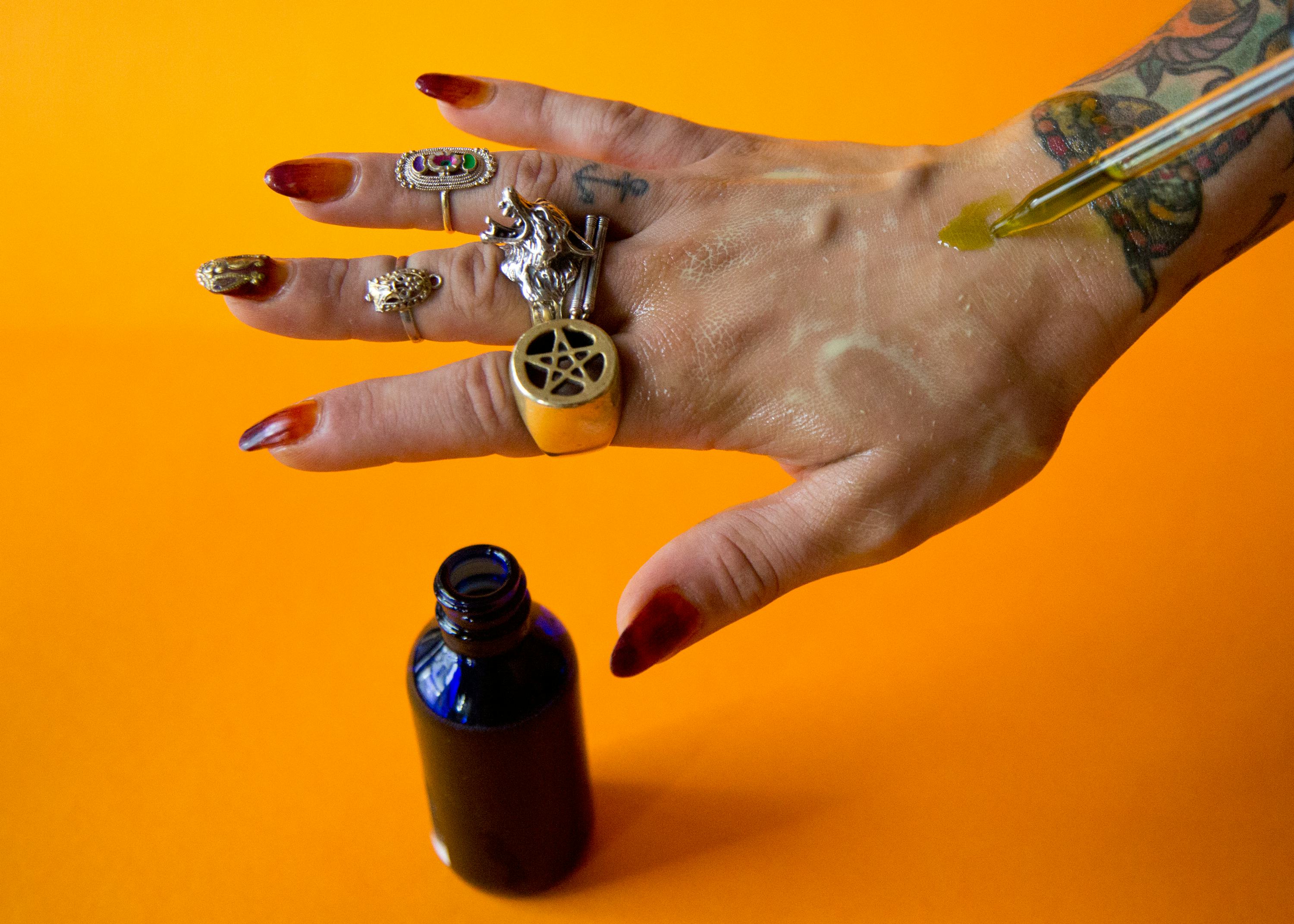 A DIY Oil Cleanser That Rinses Totally Clean With Water