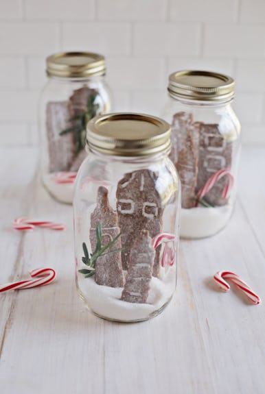 19 DIY Secret Santa Gifts