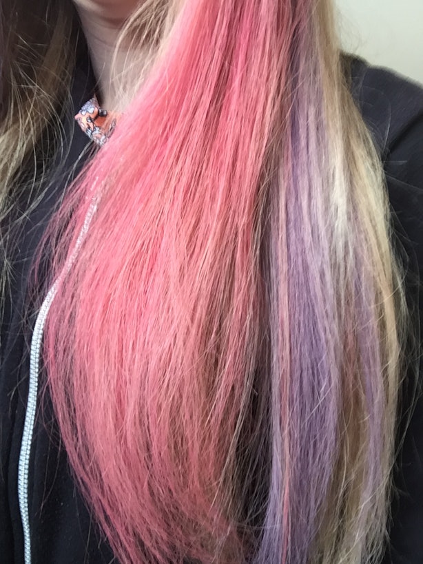 How To Get Mermaid Hair That Ariel Would Be Proud Of Without Breaking ...