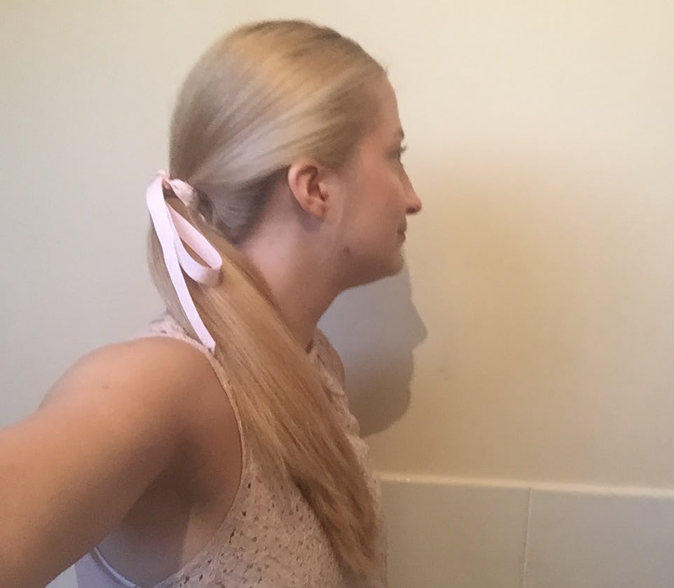 How To Wear A Ribbon In Your Hair A La Spring/Summer 2016 Fashion Shows ...