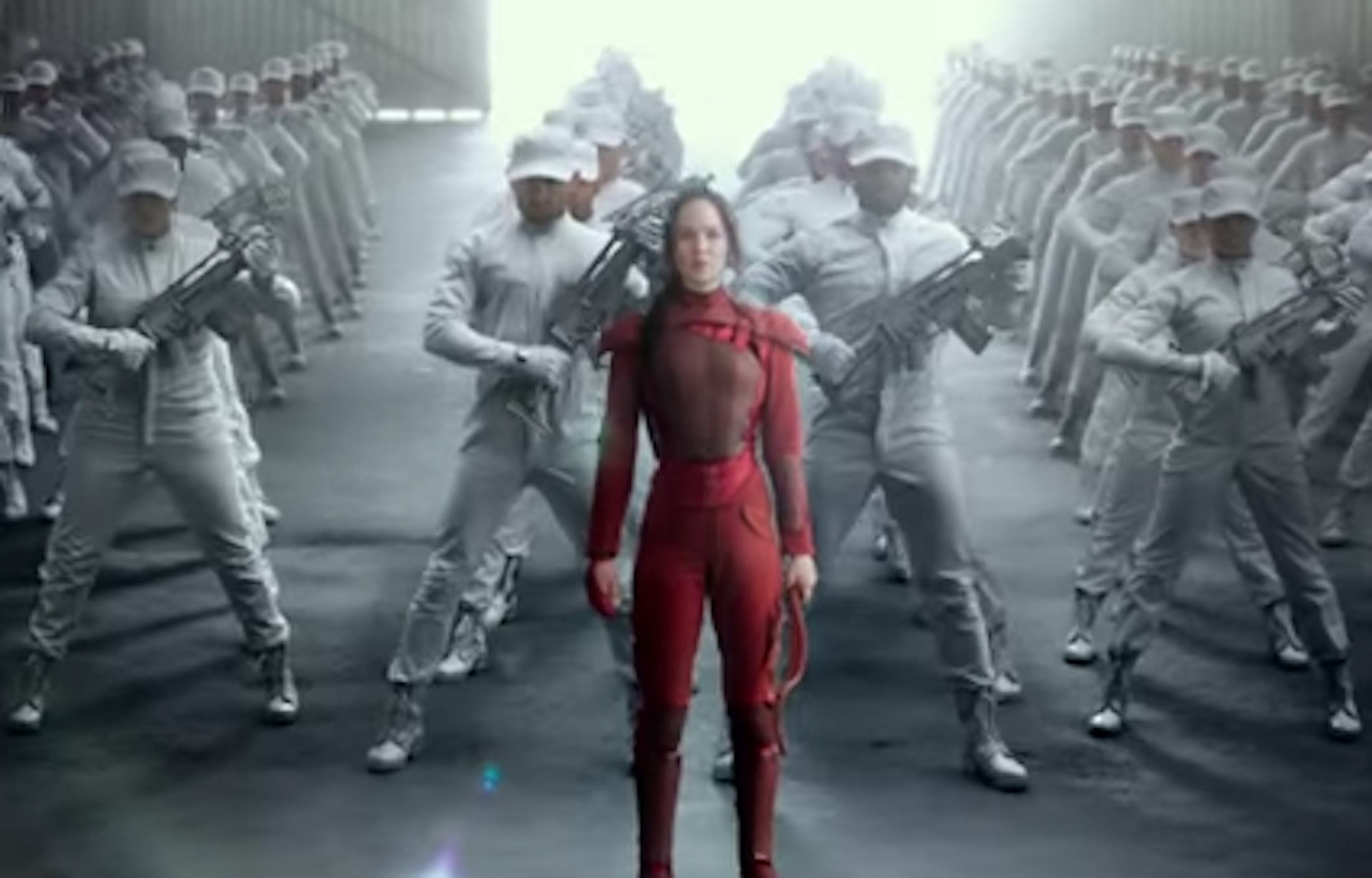 'Mockingjay Part 2' Inspired Fashion To Prepare For An Uprising ...