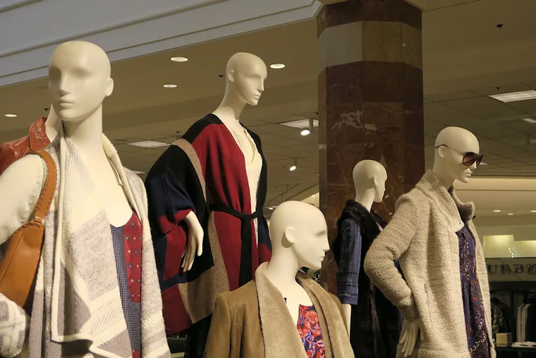 11 Ways To Build A Simple Wardrobe Lead A More Minimal Lifestyle 11 Ways To Build A Simple Wardrobe Lead A More Minimal Lifestyle