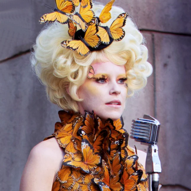 3 Easy Effie Trinket Makeup Looks To Try At Home If You Want To Exude ...