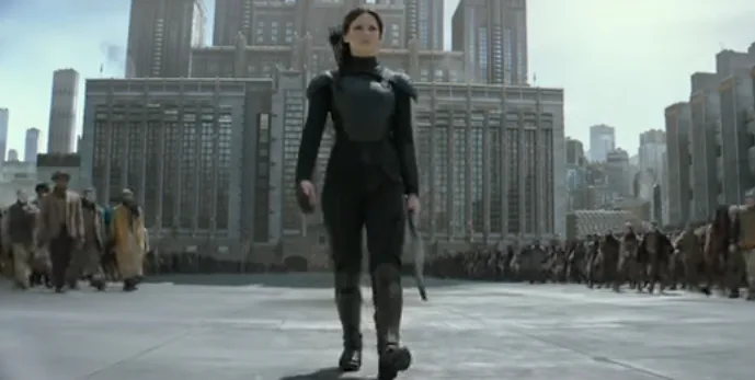'Mockingjay Part 2' Inspired Fashion To Prepare For An Uprising ...