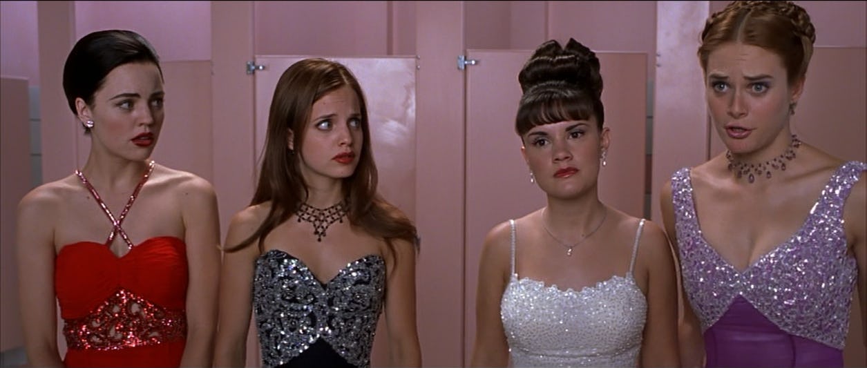 11 Early 2000s Prom Icons From Our Favorite Teen Movies & TV Shows — PHOTOS