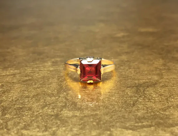 11 Things Every Toe Ring Wearer Will Probably Understand