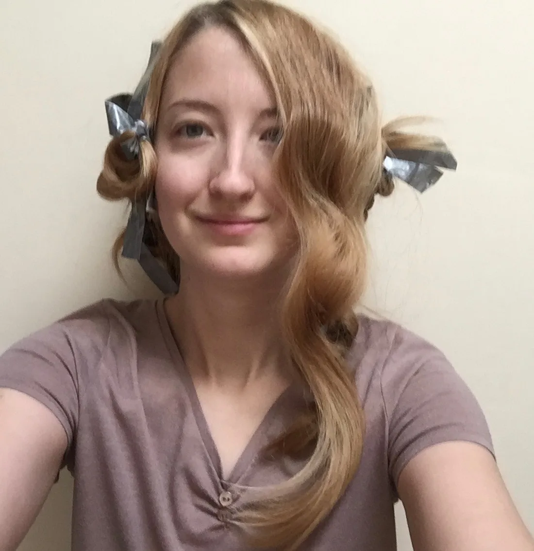 I Tried Curling My Hair With Duct Tape & It Actually Worked — PHOTOS