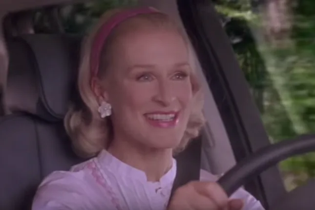 How To Dress Like A Stepford Wife Because Those Robot Babes Had Style