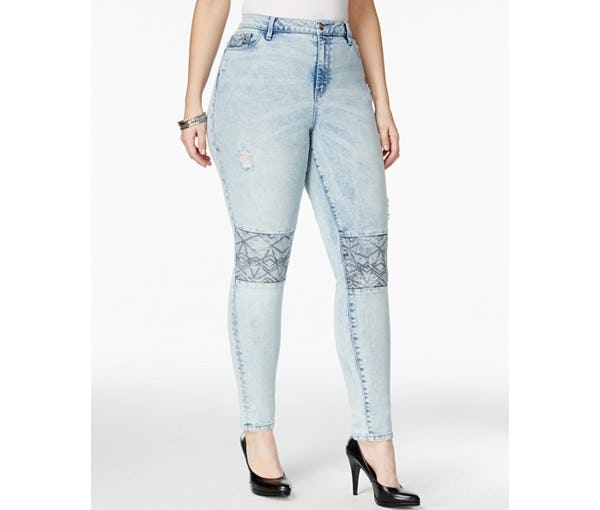 The 17 Best Plus Size Jeans For Spring