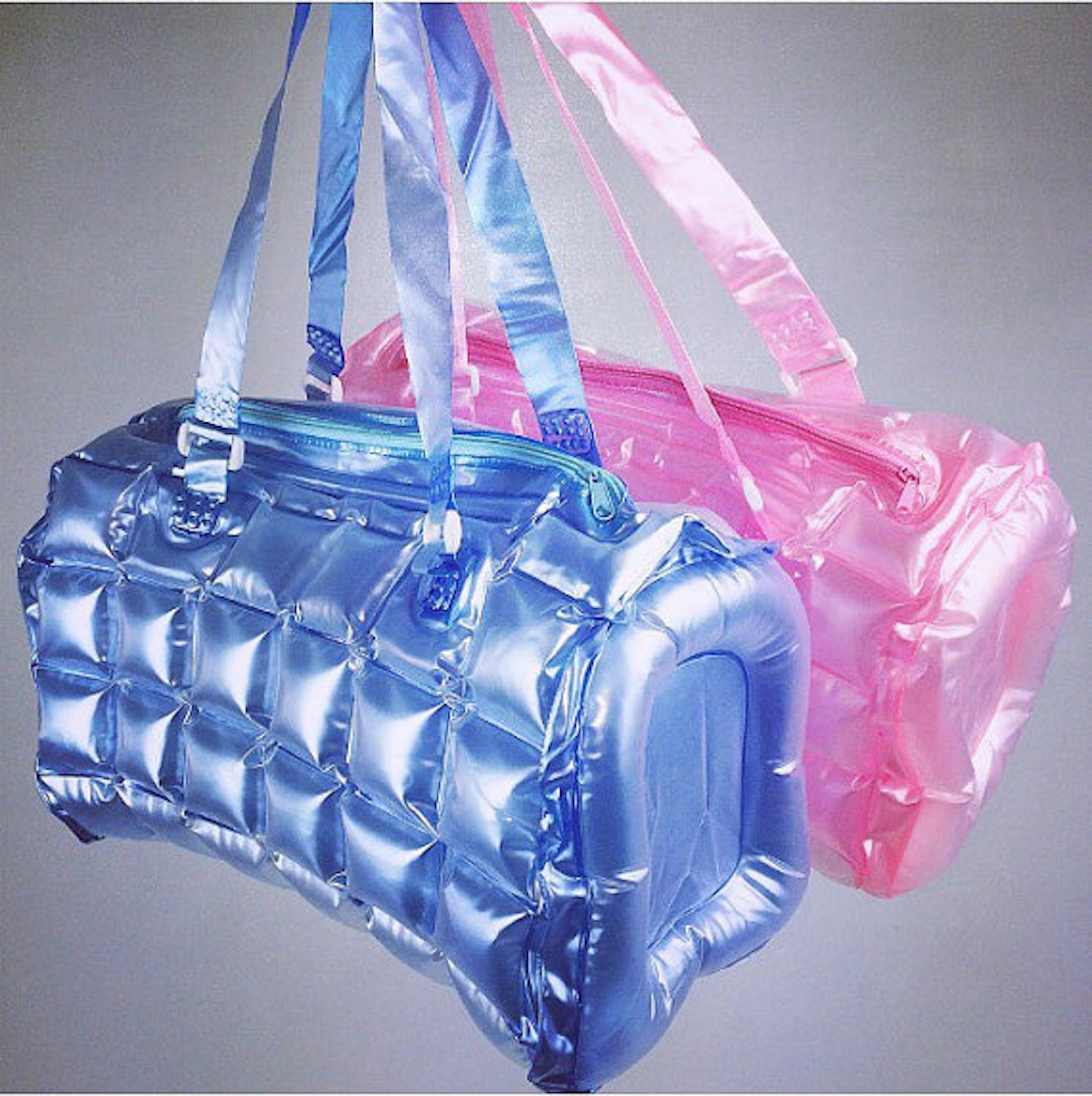 The One '90s Fashion Item We Don't Talk About Enough Today — PHOTOS