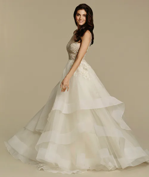 These 8 Plus Size Wedding Gown Designers Are Perfect For Body Positive ...