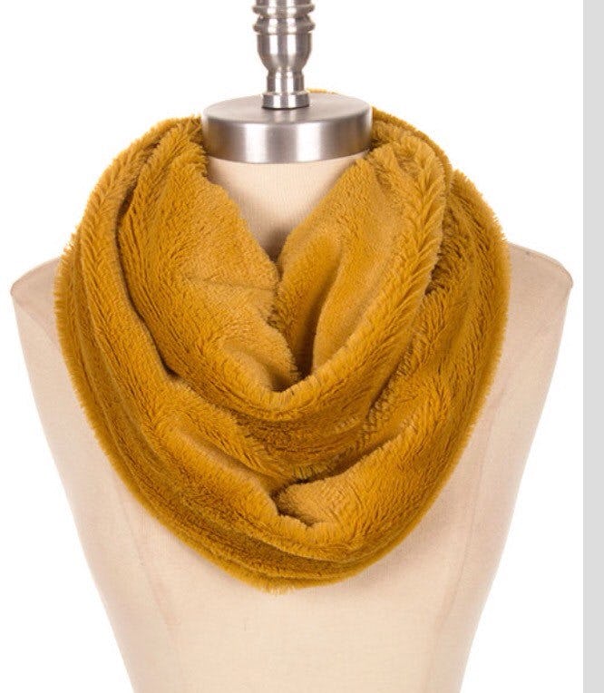 This 2015 Zombie Rihanna Halloween Costume Embraces Style & Spook — PHOTOS