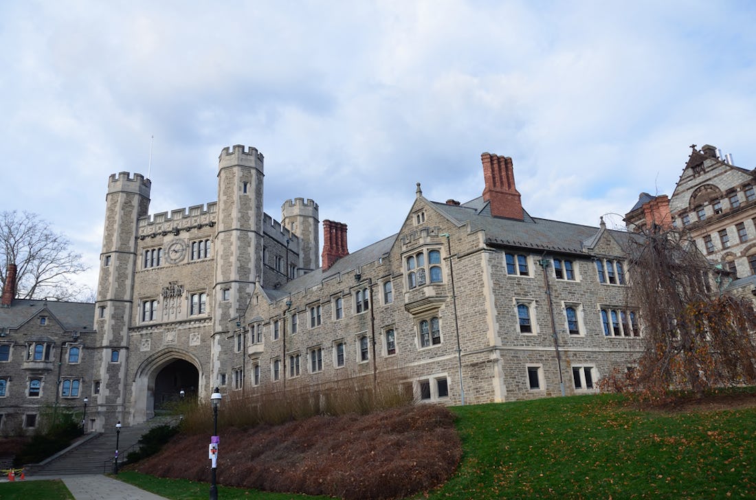 What College Will Spencer Go To On 'Pretty Little Liars'? The Best ...