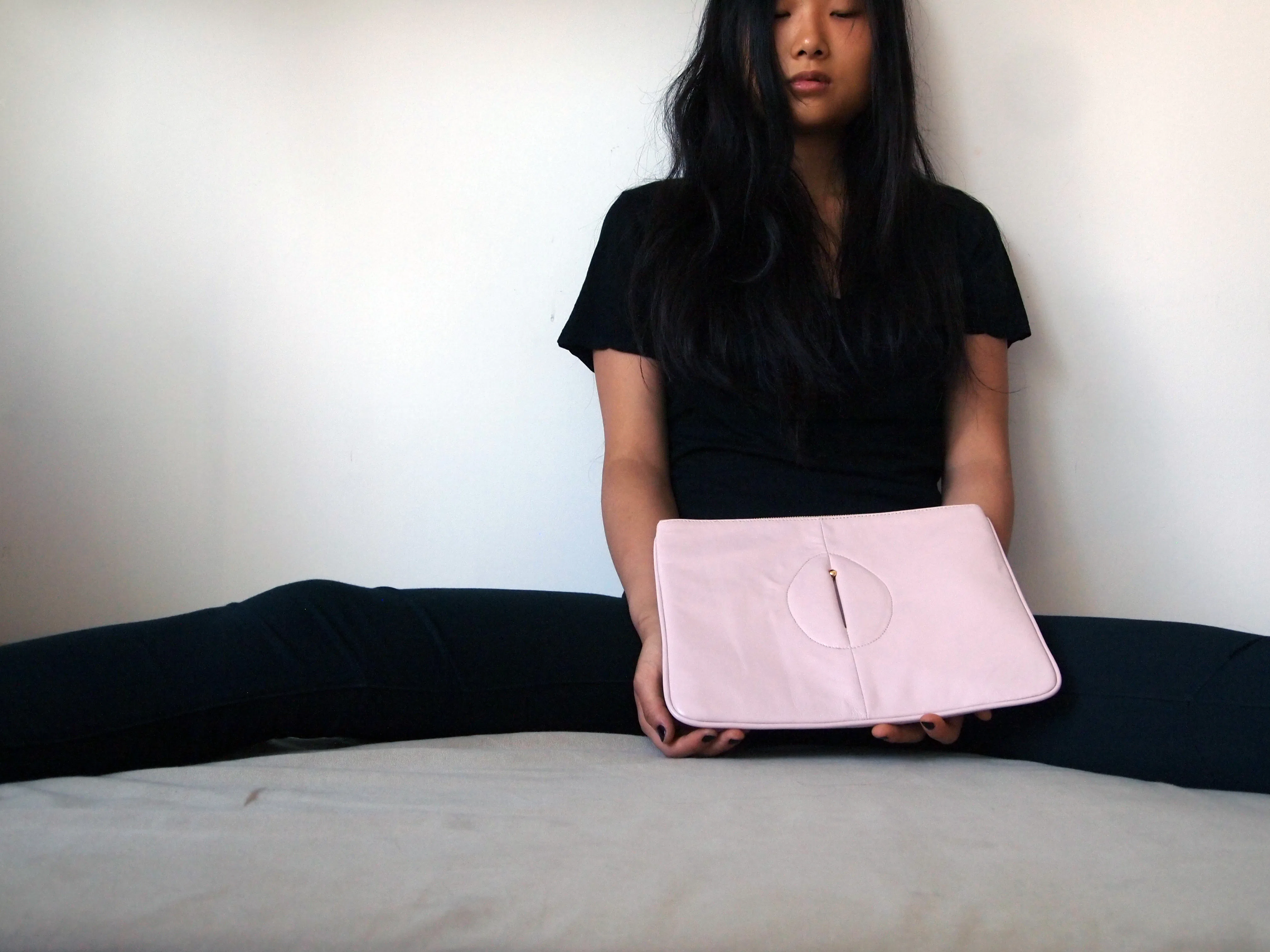 How The DAMNsel Pussy Pouch Can Change The Way We Think About Being A Woman