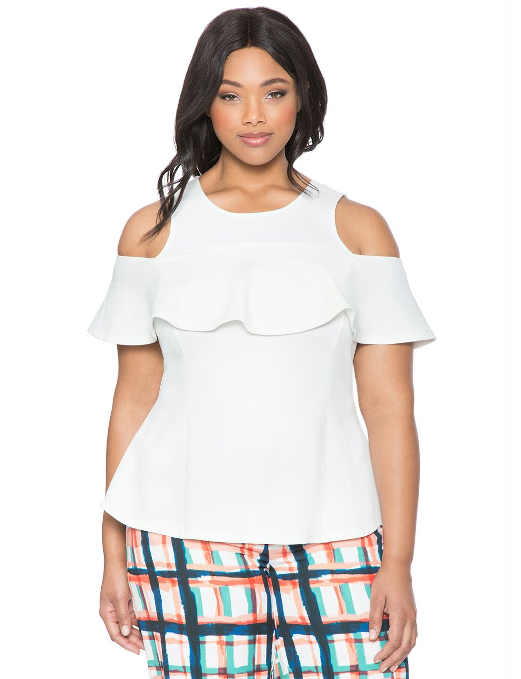 17 Spring Tops For Plus Size Women With Small Boobs — PHOTOS