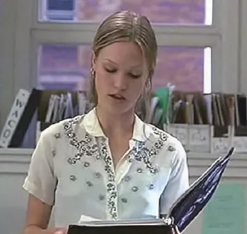 15 Millennial Middle School Fashion Icons Who Still Influence Our Style ...