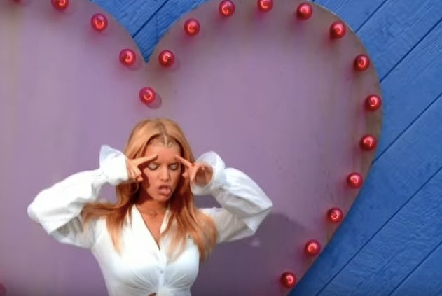 13 Jessica Simpson "I Think I'm In Love With You" Music Video Moments ...